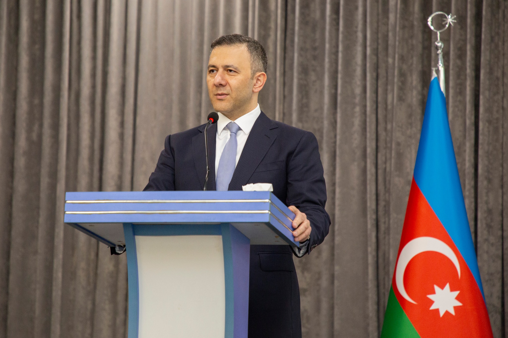 Təhsil işçiləri üçün təşkil olunan təlim proqramının bağlanış mərasimi ...