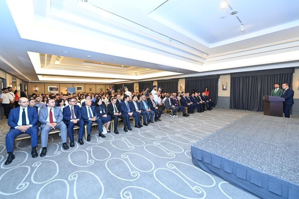 “İT – Akademiya”da növbəti məzun günü |Azərbaycan Respublikası Elm və ...
